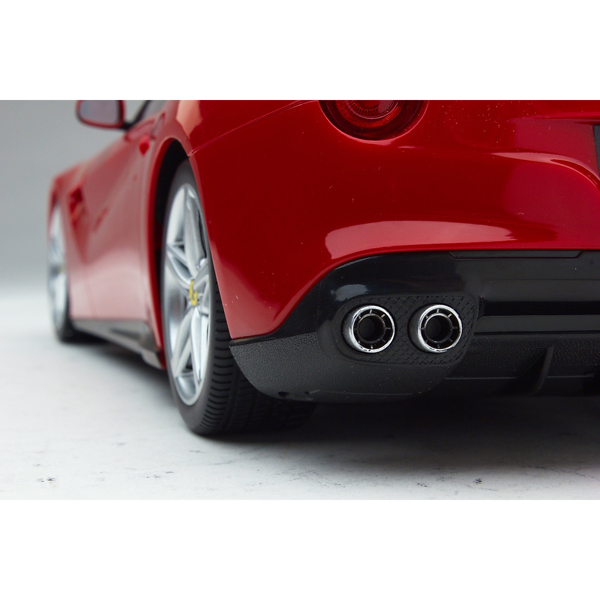 MJX R/C Technic Ferrari F12 Berlinetta RC Car 1:14