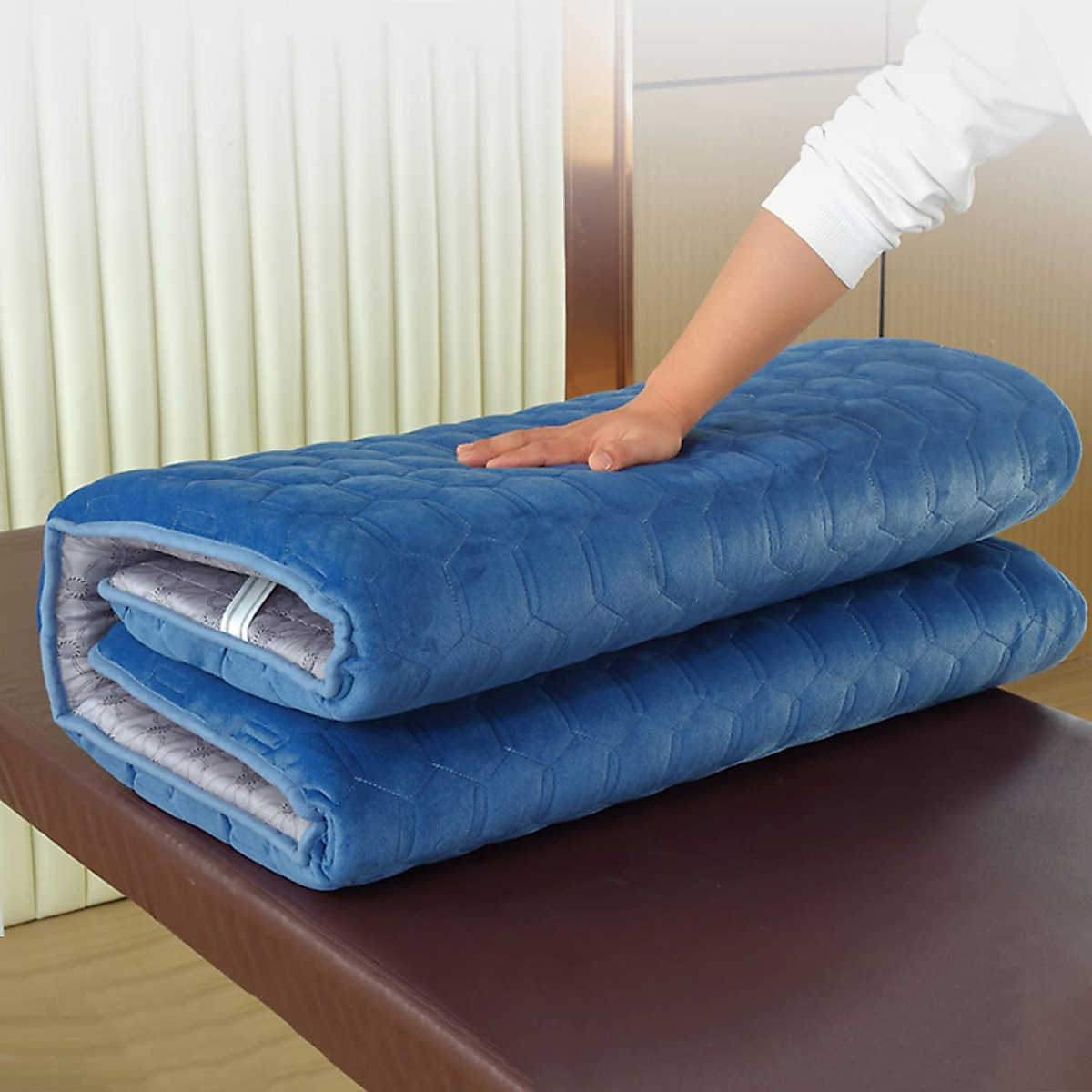 5cm/7cm Thicken Massage Table Mattress Pad Trapezoidal Lash Bed Mattress Cover Beauty Salon Bed Sheets with Holes Memory Foam Mattress Topper for Spa Bed (Without Bed),Grey,70x185+7cm