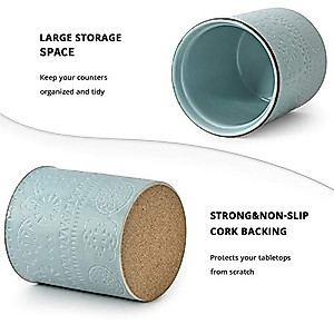 LIFVER Kitchen Utensil Holder, 7.2″ Large Cooking Utensil Holder for Kitchen Counter, Utensil Crock, Ceramic Kitchen Utensil Holder for Countertop, Farmhouse Kitchen Decor, Table - Protection Cork Mat