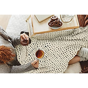 Catalonia Classic Chunky Knit Blanket, Soft & Lightweight Yarn Knitted Blanket, 50"x60" Crochet Chenille Blanket, Decorative Cable Knitted Throw Blankets for Couch, Bed, Sofa, Latte