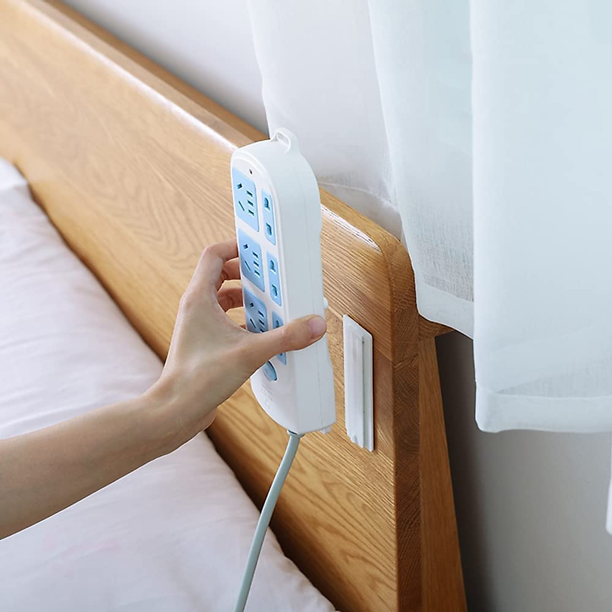 Self-Adhesive Desktop Socket Fixer, Desktop mountable Plug-in Socket Fixer Bracket Stand, Cable Management Punch Free Surge Protector, Self Adhesive Power Strip Holder (4pcs-White)