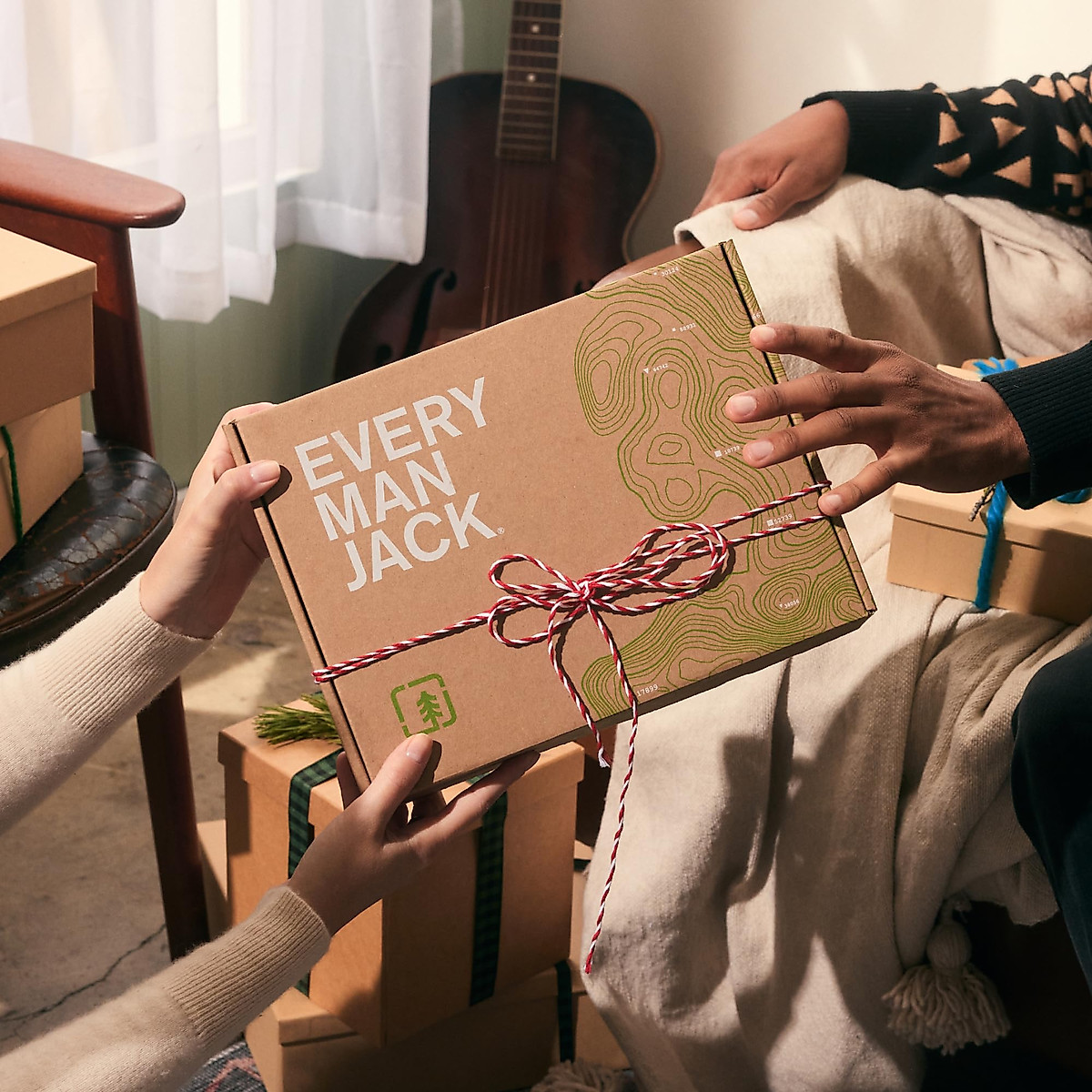 Every Man Jack Mens Sandalwood Grooming Set - Five Full-Sized Essentials: Wash, Lotion, Hydrating Oil, Butter, and Comb