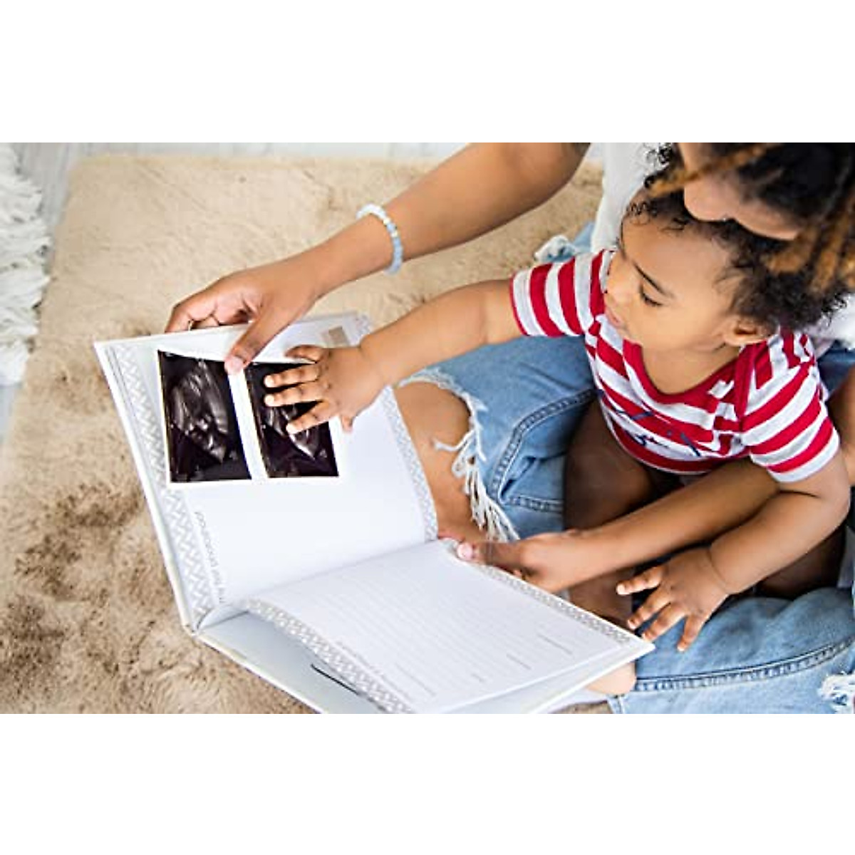 Pearhead First 5 Years Baby Memory Book With Clean-Touch Baby Safe Ink Pad To Make Baby’s Hand Or Footprint Included, Gender Neutral Registry Gift, Ivory Classic