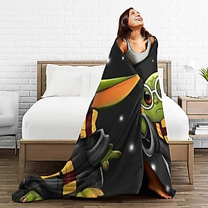 LAOSHIZI Blanket Ultra-Soft Micro Fleece Blanket Throw All Seasons for Kids Adults Warm Throw Blanket for Nap (50inx40in), Green (GGAI-OK121)
