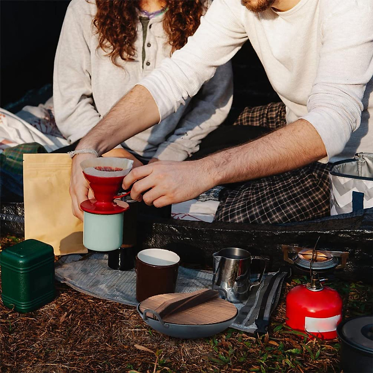 Cabilock Mini Kitchen Accessories 1 Set Wok Pan with Wood Wok Lid and Handles Nonstick Iron Deep Frying Pan with Flat Base for Stir- Fry Grilling Frying Steaming Stovetop Black Khaki Miniature Pot