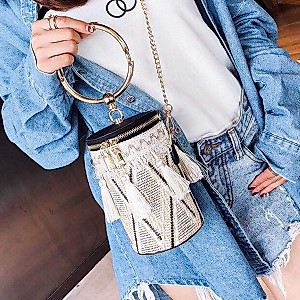 CONNAISSIZE Tassels Woven Bucket Bag, Crossbody Bag For Women, Fashion Handbag and Purses, Bag with Chain Strap
