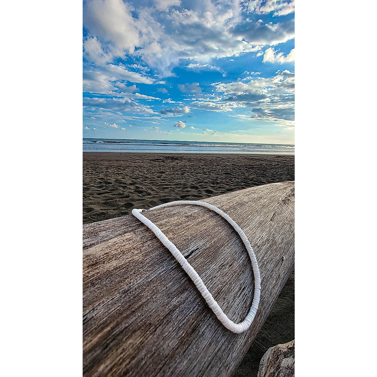 BlueRica Puka Shell Beads Necklace (18")