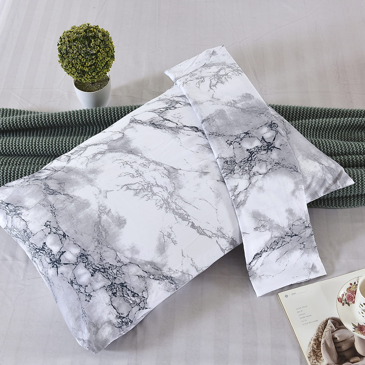 LRZG Marble Morden Pillow Cases,White Grey Art Ink Painting Marble Print high end Pillow Cases,100% Polyester Ultra Soft Bedding 20"X26"