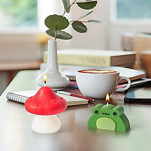6sisc Mushroom Frog Scented Candles Gift Danish Pastel Aesthetic Decor Pine Fragrance Aromatherapy Long Lasting Natural Soy Wax Candles for Home Bedroom Bathroom Desk Decoration