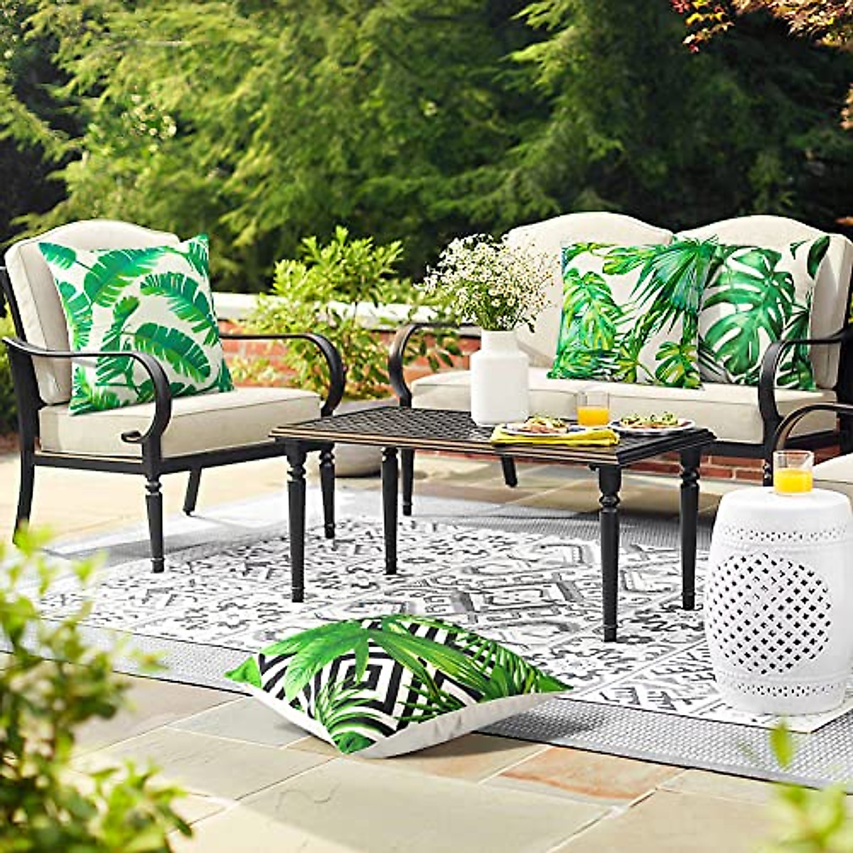 OTOSTAR Outdoor Waterproof Linen Throw Pillow Covers 18x18 Inch Square Pillow Covers Set of 4 Tropical Green Leaves Decorative Cushion Covers for Couch Sofa Tent Garden Patio