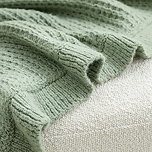 Amélie Home Sage Green Waffle Honeycomb Knit Throw Blanket with Ruffled Fringe, Lightweight Soft Cozy Chunky Wool Modern Farmhouse Checkered Knitted Throw Blankets for Couch Bed Sofa, 50'' x 60''