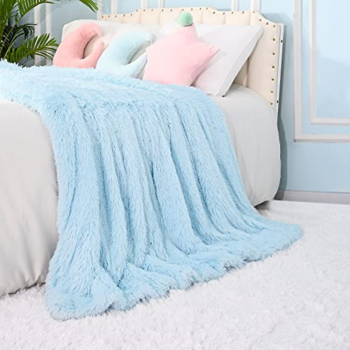 Wellber Super Soft Shaggy Longfur Faux Fur Blanket, Solid Reversible Lightweight Fuzzy Throw Blanket, Washable Warm Furry Throw Blanket for Couch Sofa Chair Home Decor, 50"x60" Ice Blue