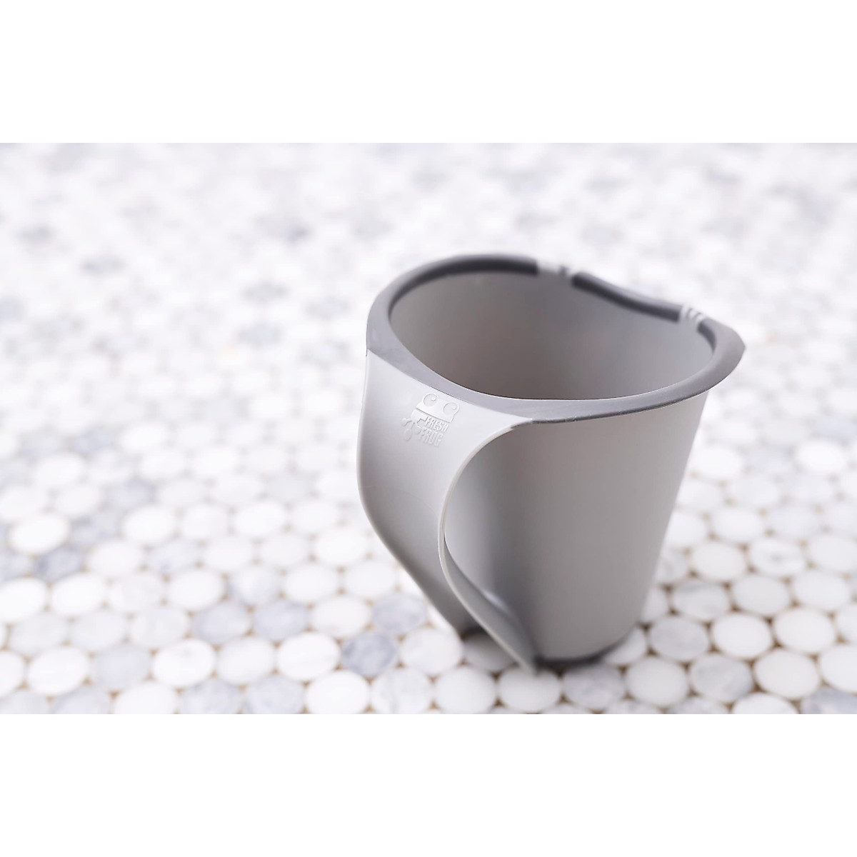 FRESH FROG - Plastic Bath Cup (800ml, 27 fl Ounce) Waterfall Rinser, Made in USA (Grey)