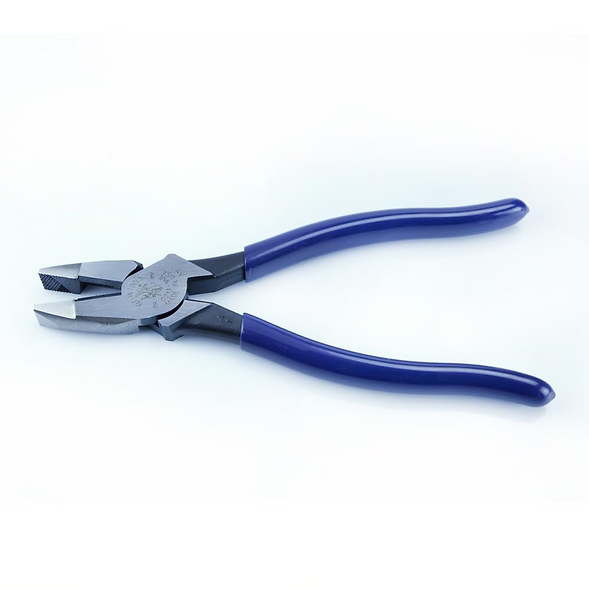 Klein Tools 80020 Tool Set with Lineman's Pliers, Diagonal Cutters, and Long Nose Pliers, with Induction Hardened Knives, 3-Piece