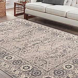 SUPERIOR Ornate Giovanna Runner Rug, 2' 7" x 8', Light Grey