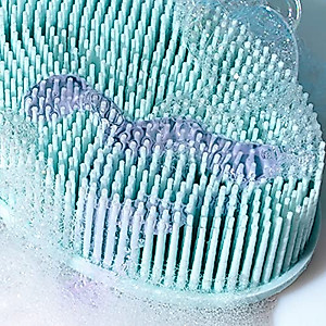 Freeman Premium Exfoliating Silicone Body Scrubber, Easy to Use, Long Lasting, Deep Cleansing On Skin, Better Than Loofahs, Perfect for Men & Women, Hygienic, Cruelty Free & Vegan, 1 Count