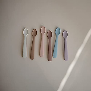 mushie Silicone Baby Feeding Spoons | 2 Pack (Blush/Shifting Sand)