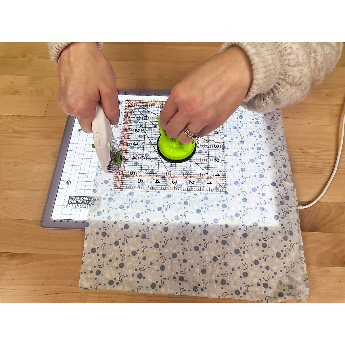 CutterPillar Glow Elite Mini LED Light Board, with Translucent, Self-Healing Cutting Mat