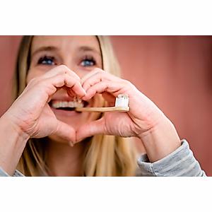 Redmond Earthpaste with Silver - Natural Non-Fluoride Toothpaste, 4 Ounce Tube (Wintergreen)