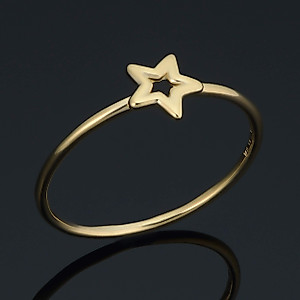 Kooljewelry Minimalist 14k Yellow Gold 6.7mm Small Star Ring (size 7)