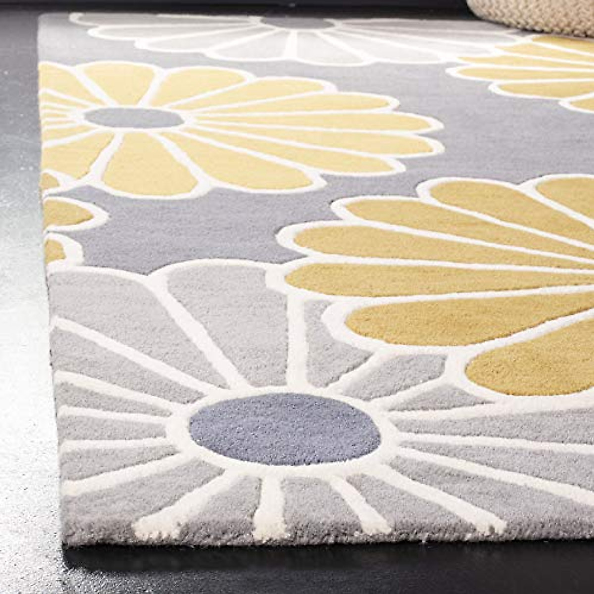 SAFAVIEH Soho Collection 2'6" x 6' Grey / Yellow SOH705A Handmade Premium Wool & Viscose Runner Rug