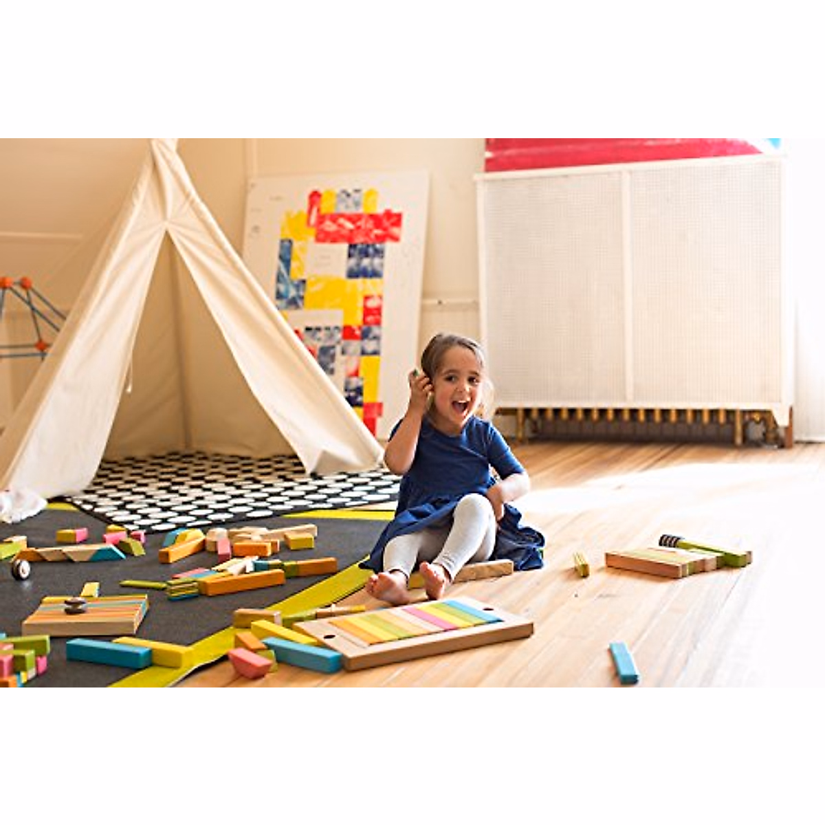 8 Piece Tegu Pocket Pouch Magnetic Wooden Block Set, Tints