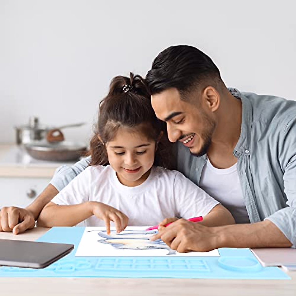 Silicone Painting Mat, Silicone Art Mat for Kids - Silicone Craft Mat with A4 Cutting Mat, Silicone Painting Mat for Kids, Art, Handmade, Crafts, Sewing and Scrapbooking (Rain Blue Green)