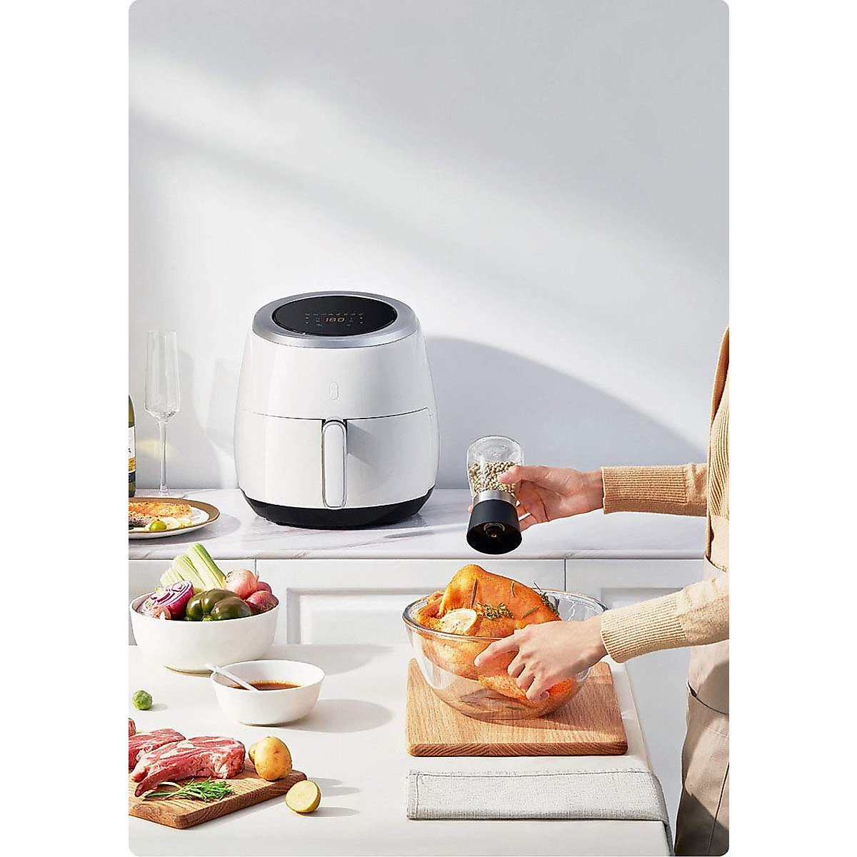 Multifunction Digital air fryer with 6.4 l oil-free French fries electric oven timer and fully adjustable temperature control for healthy oil-free and low-fat cooking LED display non-stick