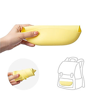 Himirt silicone baby bib and silicone baby spoon set, soft adjustable waterproof bib for babies and toddlers, with pockets to catch food. (1 yellow bib, 1 spoon)