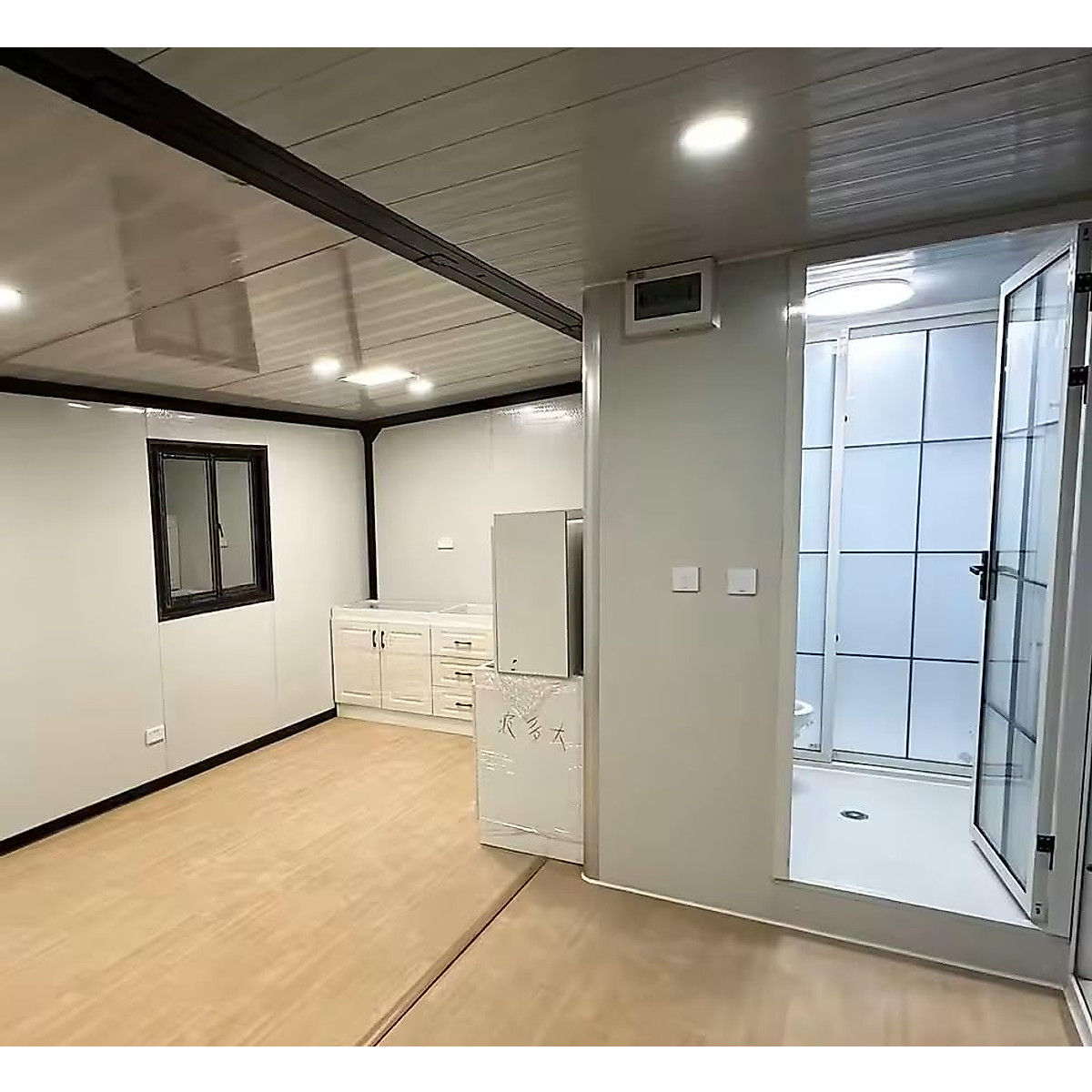 20FT Tiny House to Live in, Portable Prefab House with 2 Bedroom,1 Fully Equipped Bathroom and Kitchen, Prefabricated Container House for Adult Living, Foldable Mobile Home with Steel Frame