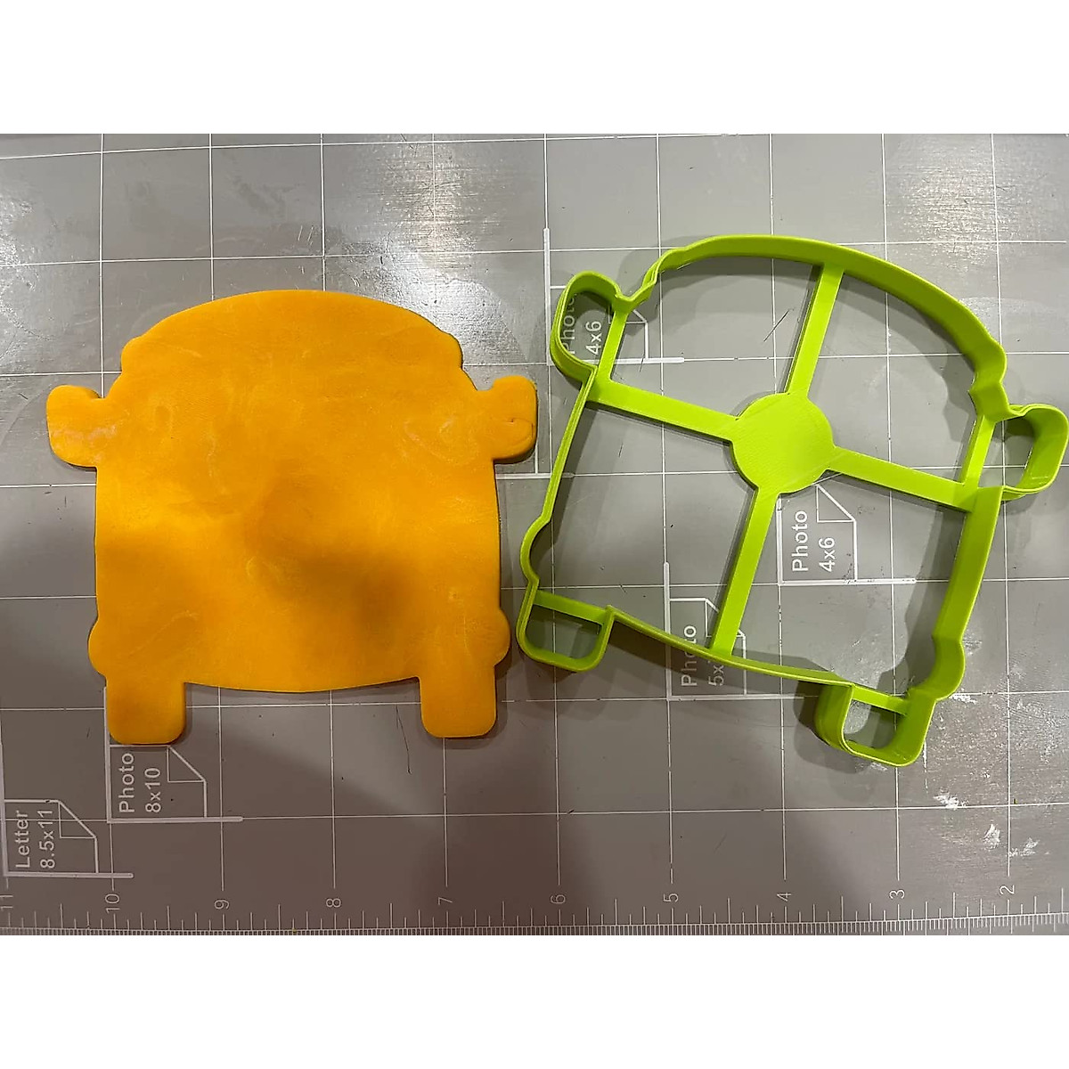 Van/Bus front view Outline Cookie cutter (4 inches)