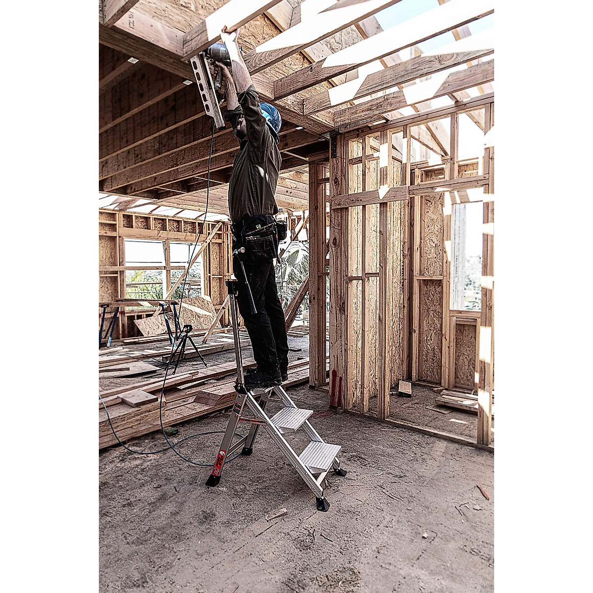 Little Giant Ladders, Jumbo Step, 3-Step, 2 Foot, Step Stool, Aluminum & Little Giant Ladders, Jumbo Step, 4-Step, 3 Foot, Step Stool, Aluminum, Type 1AA, 375 lbs Weight Rating, (11904)