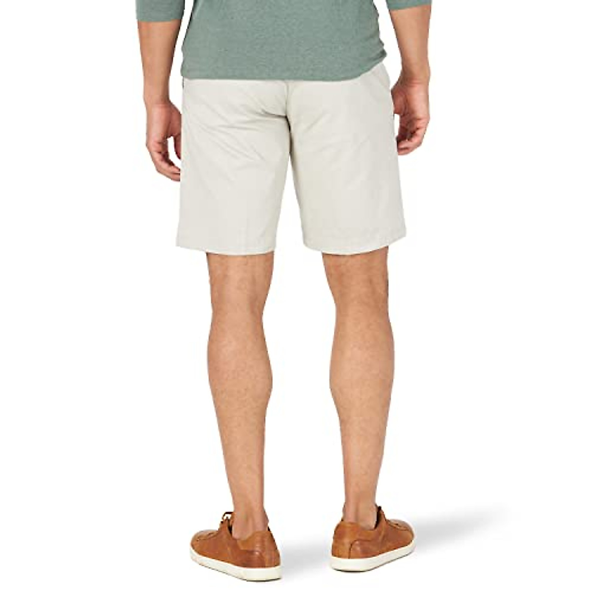 Lee Men's Extreme Motion Flat Front Short, Stone, 33