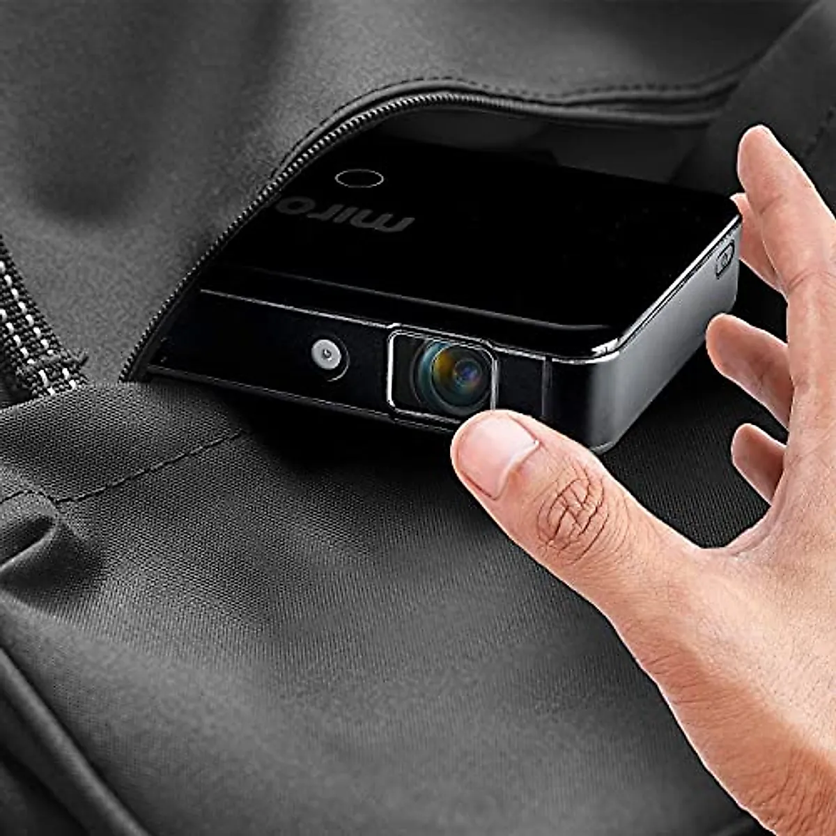 Miroir M220 HD Pro Portable LED Projector |Auto Focus |USB – C Charge & Video |Up to 2 Hour Rechargeable Battery |Native Resolution 1280 x 720p | Supports 1080p Input