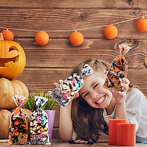 STEFORD Halloween Cellophane Bags,120PCS Halloween Clear Cellophane Candy Gift Treat Bags for Halloween Party Favors Supplies