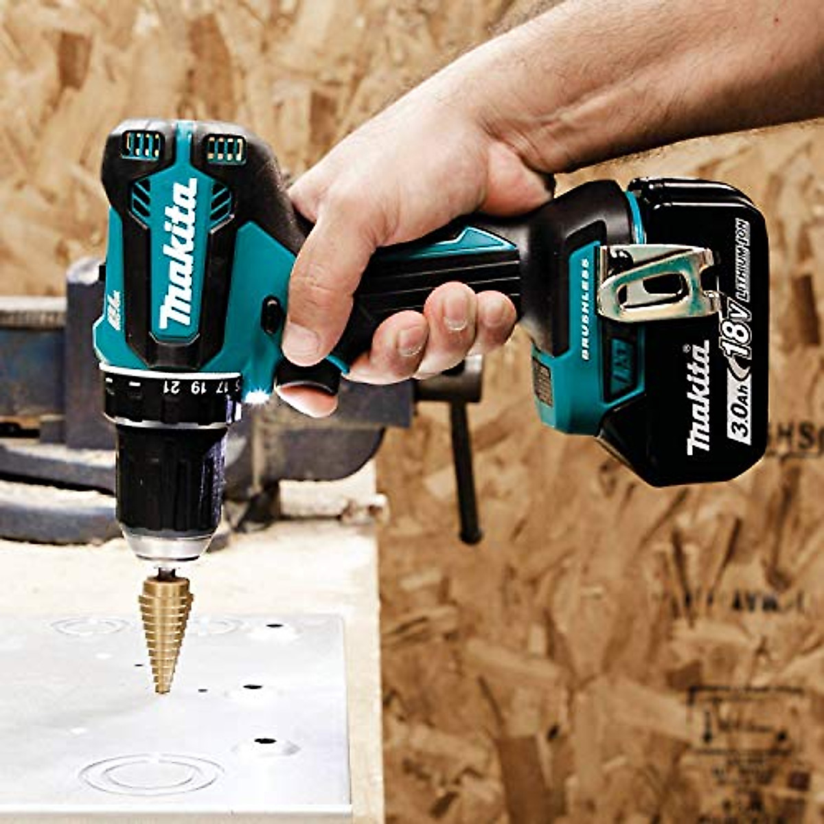 Makita XFD131 18V LXT® Lithium-Ion Brushless Cordless 1/2" Driver-Drill Kit (3.0Ah)