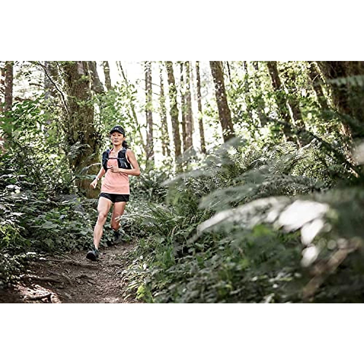 CamelBak Women's Circuit Run Vest with 50oz Hydration Bladder, Aqua Sea/ Silver