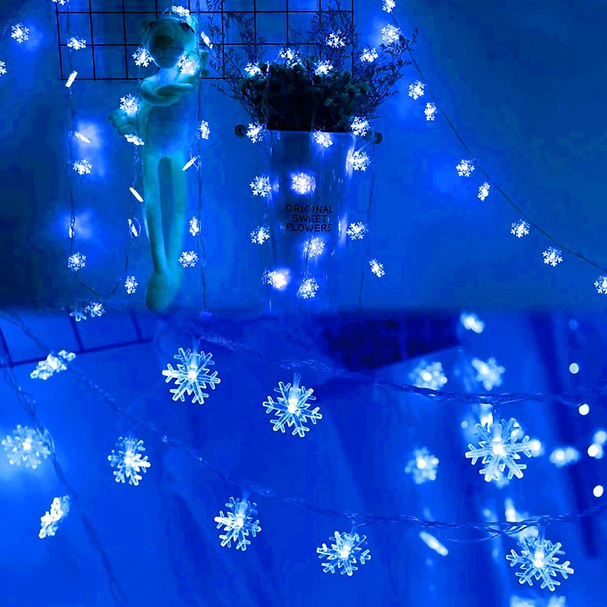 Dazzle Bright Christmas Snowflake String Lights, 2 Pack Total 100LED 50FT Battery Operated Christmas Lights with 8 Lighting Modes for Indoor Outdoor Xmas Tree Party Decorations, Blue
