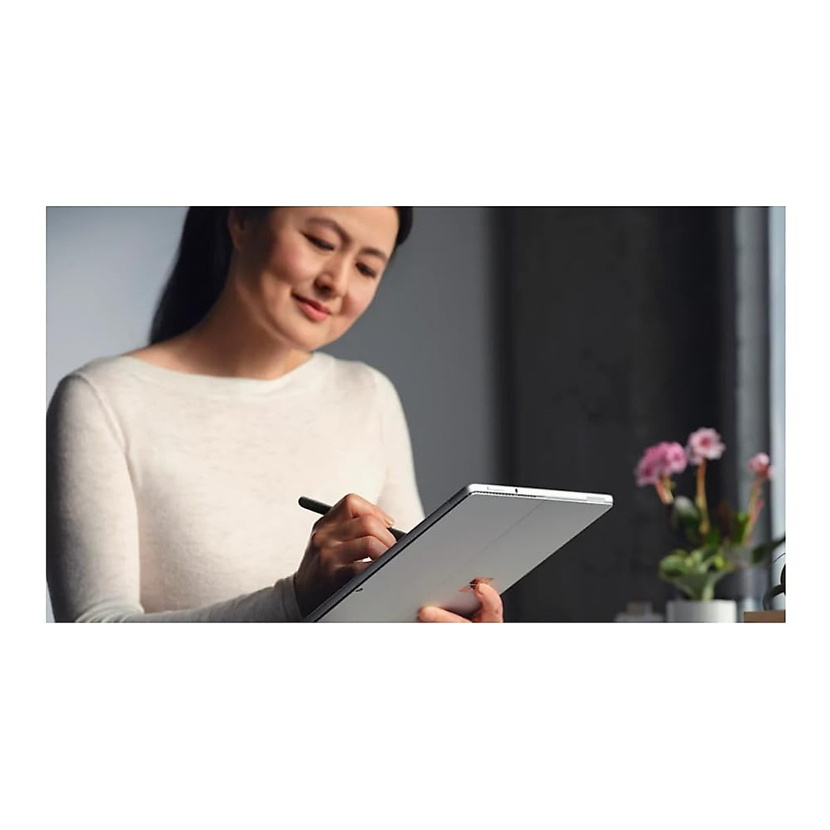 Microsoft Surface Pro 8-13" Touchscreen - Intel® Evo Platform Core™ i7-16GB Memory - 256GB SSD - Device Only - Platinum (Latest Model)