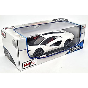 Maisto 1:18 Scale Dei-cast Lamborghini Countach LPI 800-4 White Color Special Edition