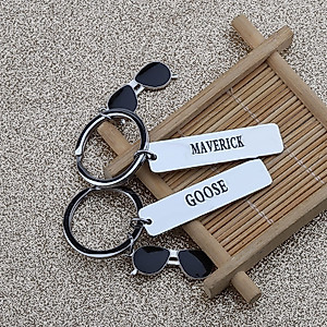 CHOORO Set of 2 Best Friend Keychain Set BFF Jewelry Fans Gift(M&G Set Keychain)