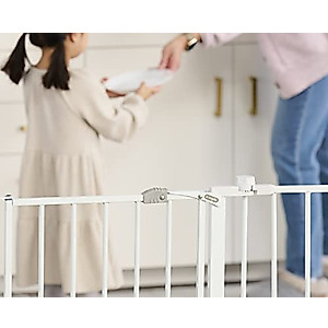 Regalo 192-Inch Super Wide Adjustable Baby Gate and Play Yard, 4-In-1, Bonus Kit, 4 Count (Pack of 1