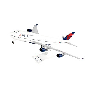 Daron Skymarks Delta 747-400 Airplane Model Building Kit with Gear, 1/200-Scale , White