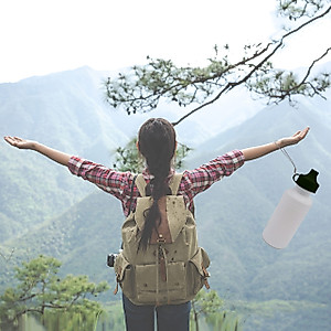 4E's Novelty Sports Water Bottles Bulk (12 Pack) 18 oz Squeeze Reusable Plastic White Water Bottle, BPA Free, School Kids Water Bottles Party Favor Gift Giveaways