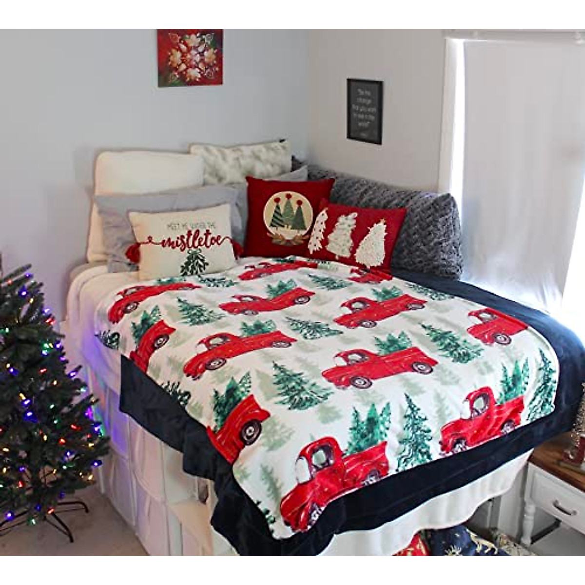 Serafina Home Christmas Holiday Throw Blanket: Country Rustic Red Truck with Tree Design, Picking Out The Tree