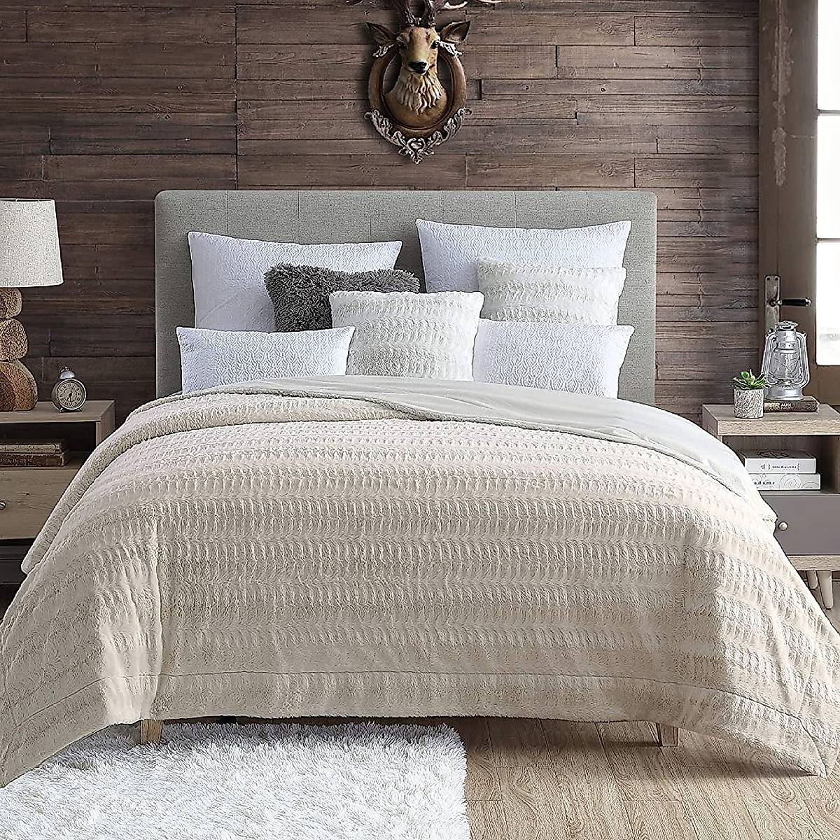 Cathay Home Luxe Faux Fur Mink Ultra-Soft Embossed Bedding Blanket -King, Cream, 1-Piece Throw/Blanket/Coverlet/Bedspread