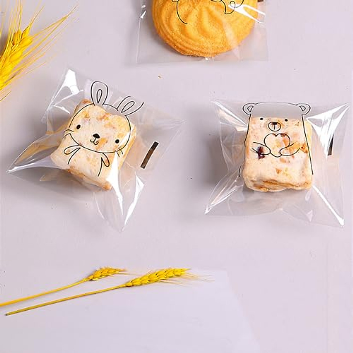 100 Pcs Cookie Packaging Bags, Animal Printing，Sliced Bread, Donut Packaging, Transparent Self-sealing Cellophane, OPP Packaging Bags, Gift Pack (5.9×7.1 inches 3 kinds of small animals)