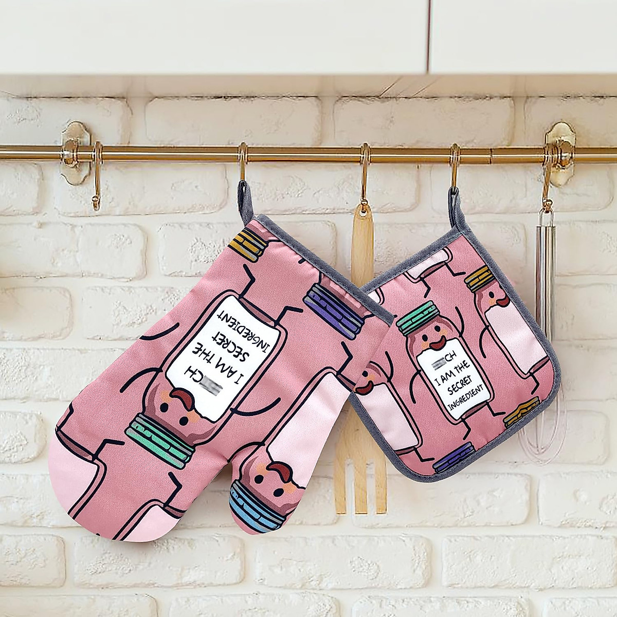 xxxch I Am The Secret Ingredient，Oven Mitts and Pot Holders Sets of 2，Funny Oven Mitt，Cute Housewarming Gift，Personalized Gifts，Friend Birthday Gift，Birthday Baking Gifts for Women