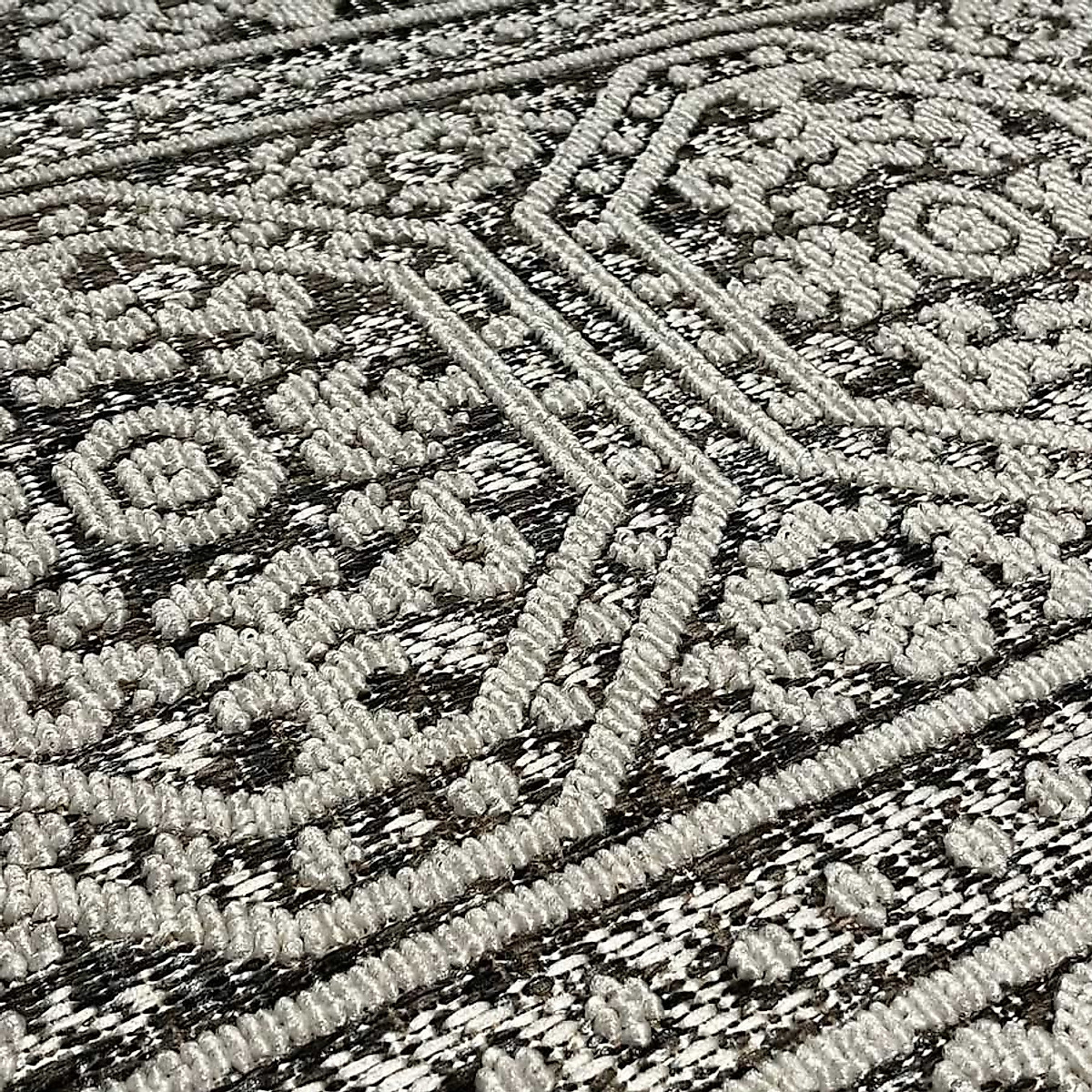 Pilgrim Home and Hearth 19653-1 Area Rugs, 46" x 28", Beautiful