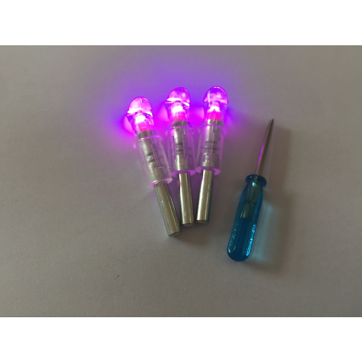 JIEXI HWYP Automatically Bow String Activated Lighted Crossbow Arrow Nocks Pack of 6 (Purple)